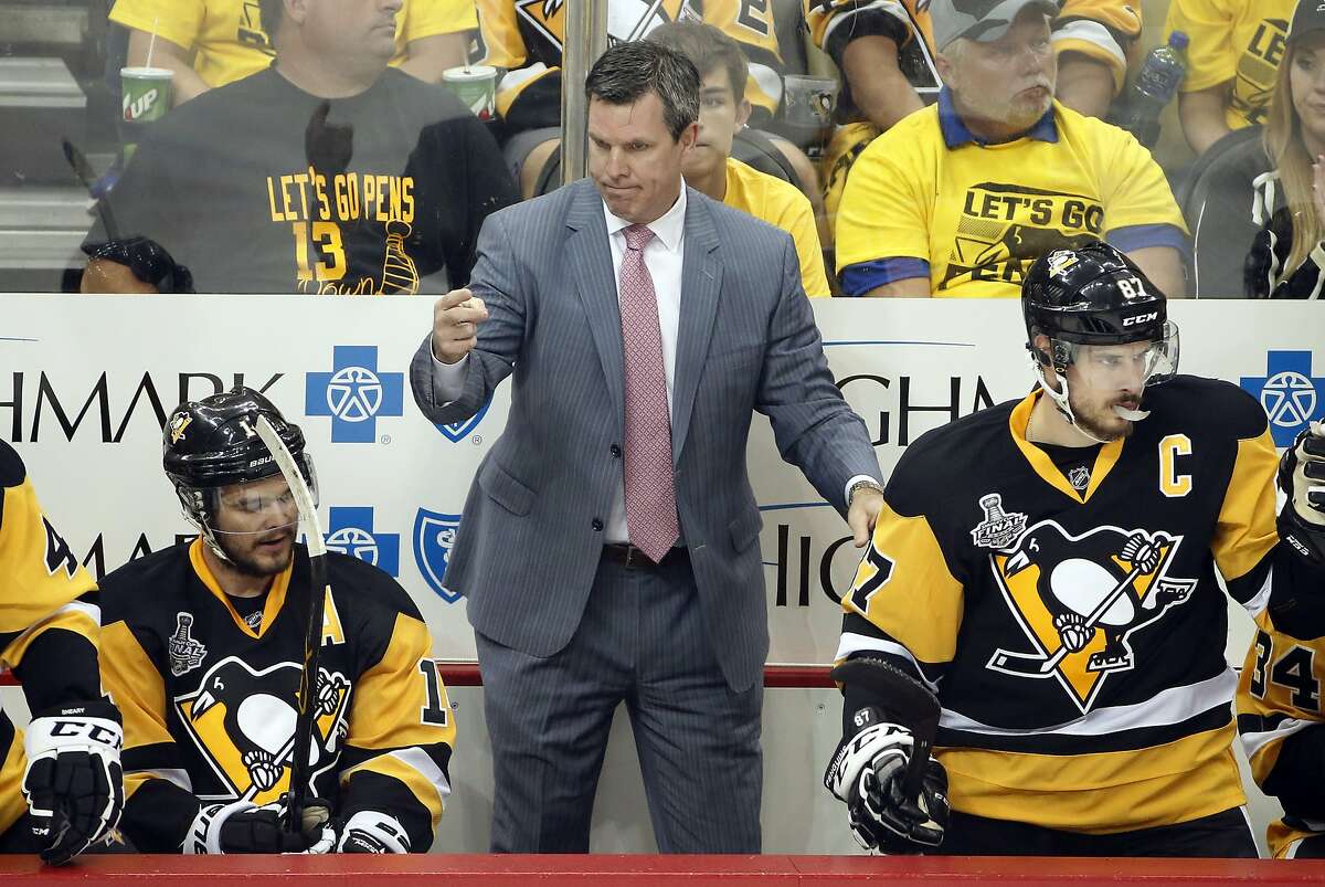 Penguins have rare opportunity in Pittsburgh