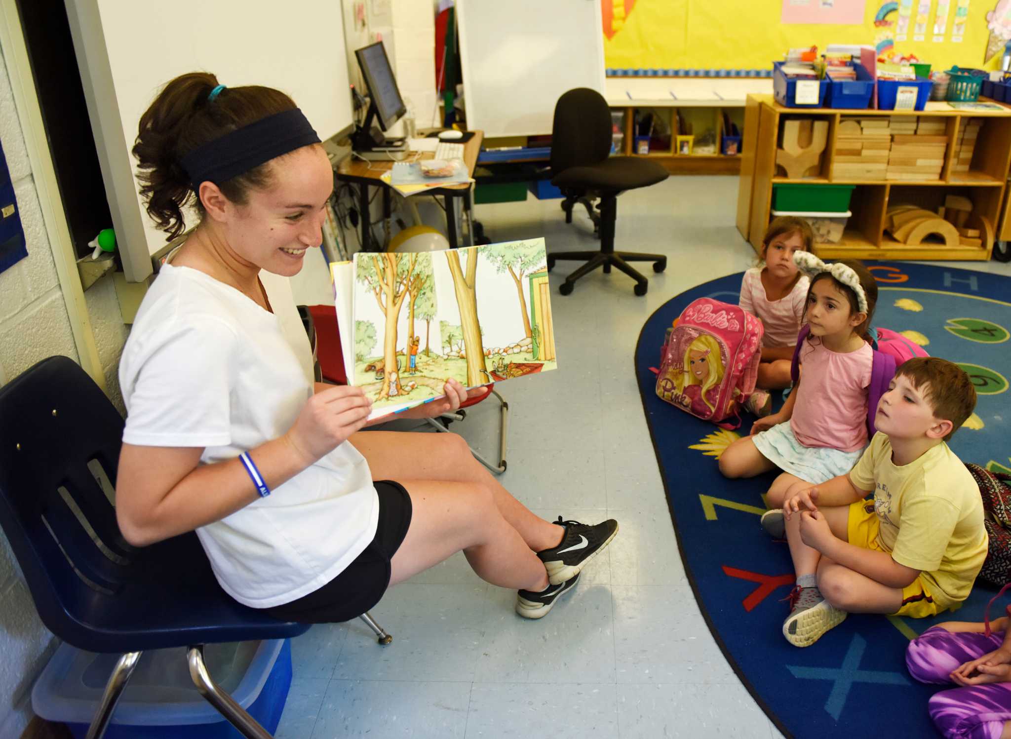 Senior internships get thumbs up from teens, mentors, mentees