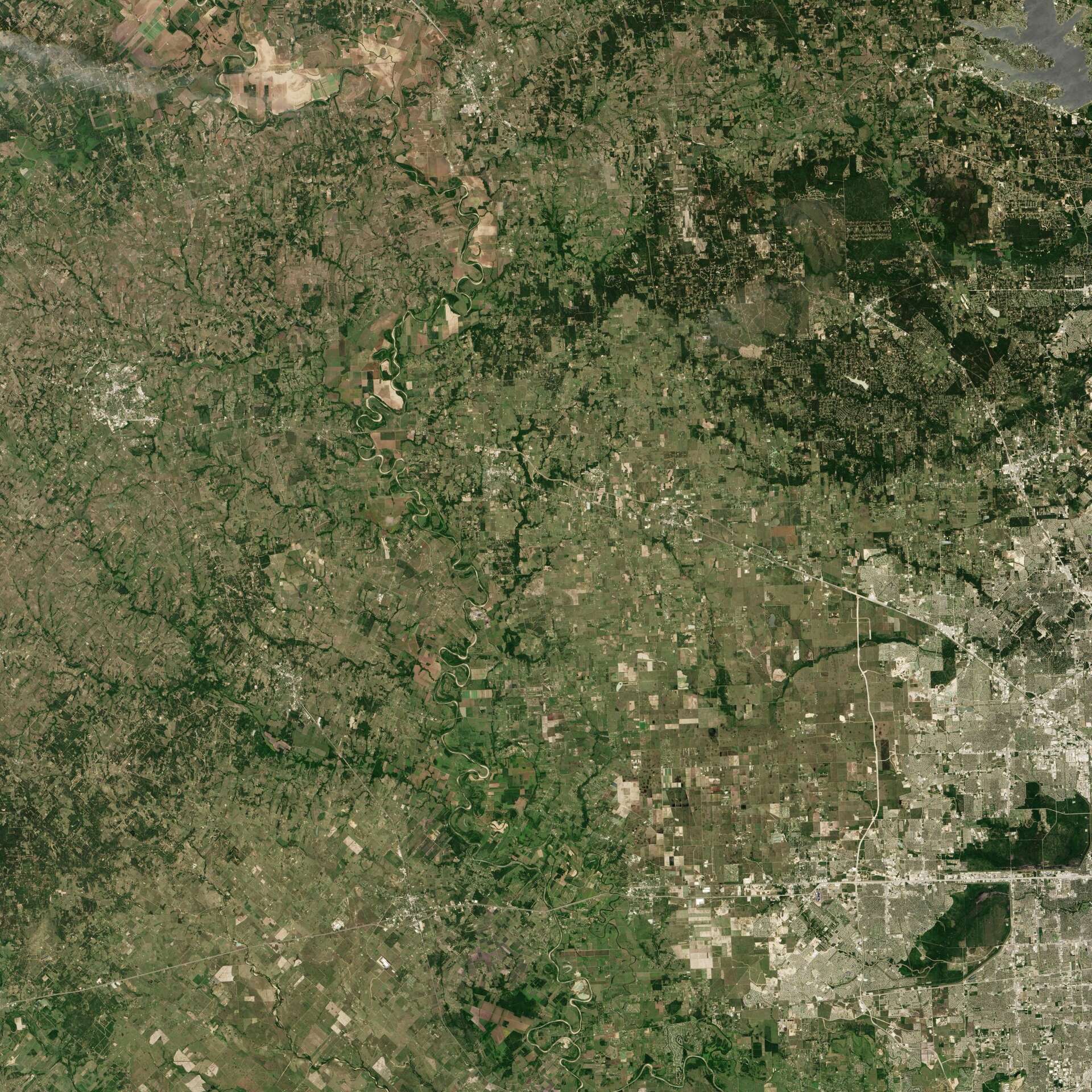 Maps that help explain greater Houston's tangle with flood waters