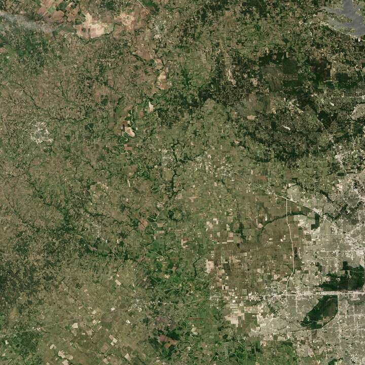 Maps that help explain greater Houston's tangle with flood waters