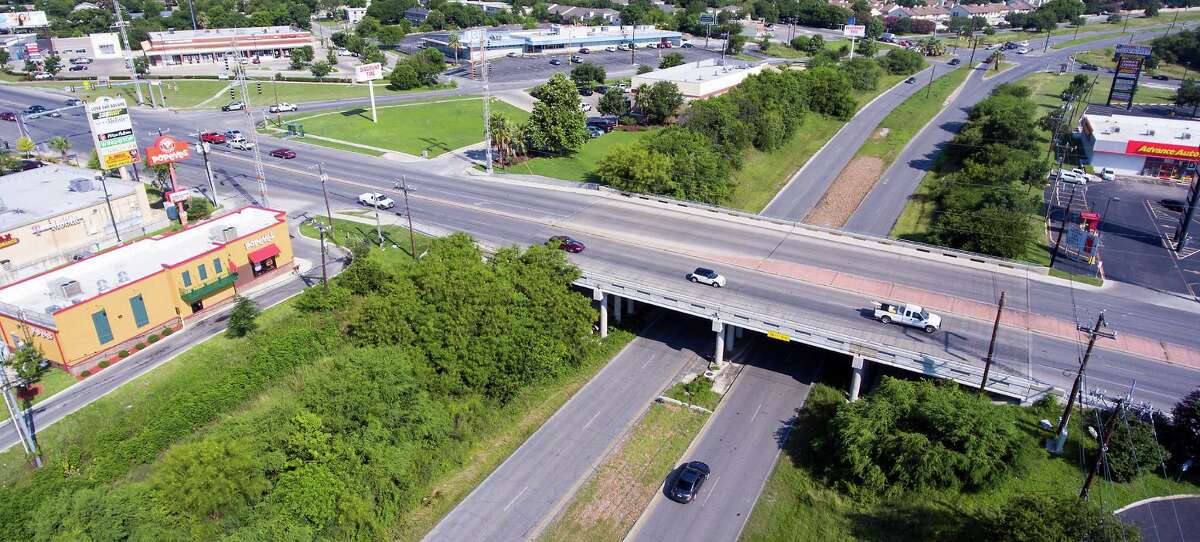 San Antonio plans to fix an inconvenient intersection
