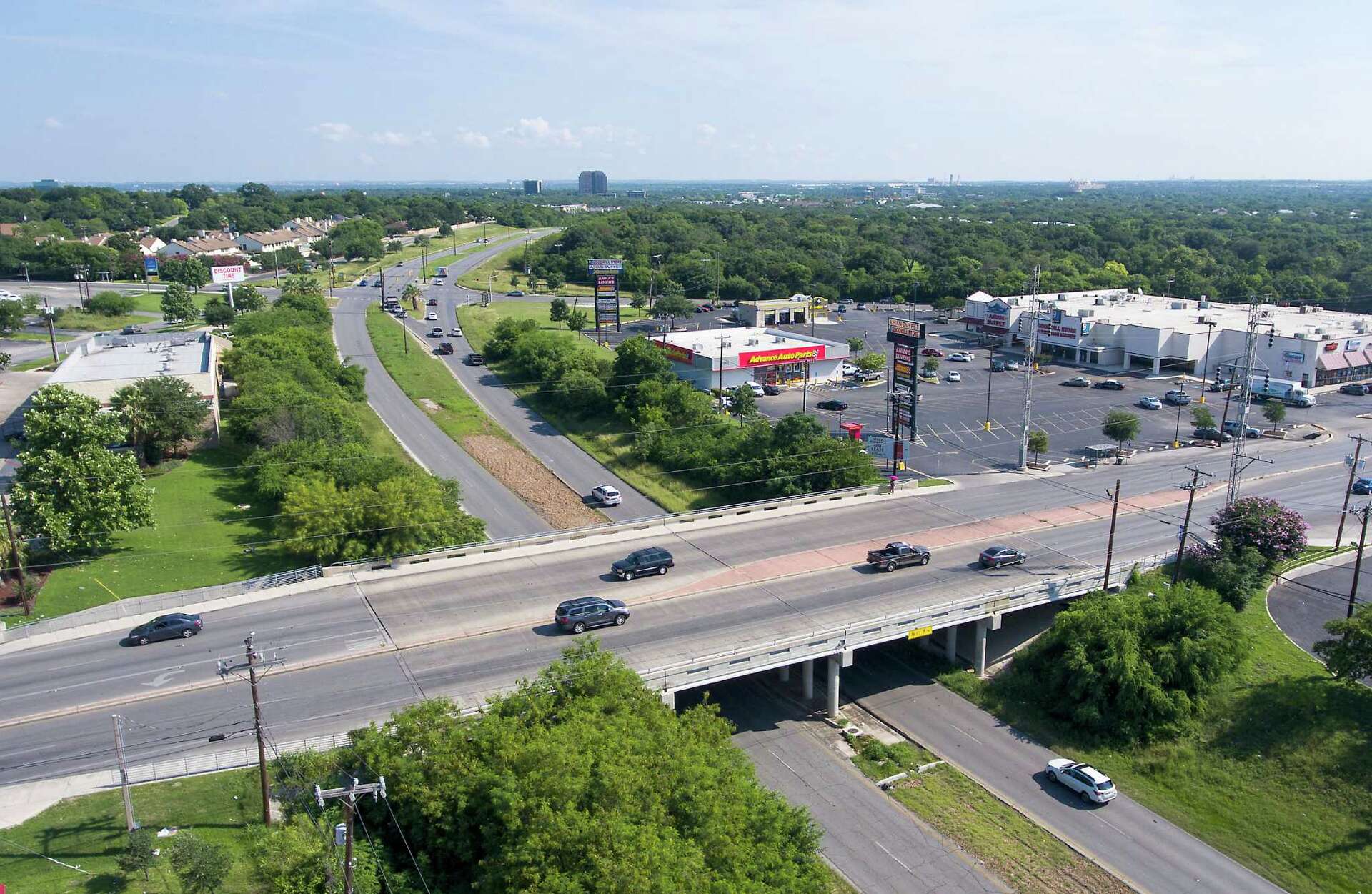San Antonio plans to fix an inconvenient intersection