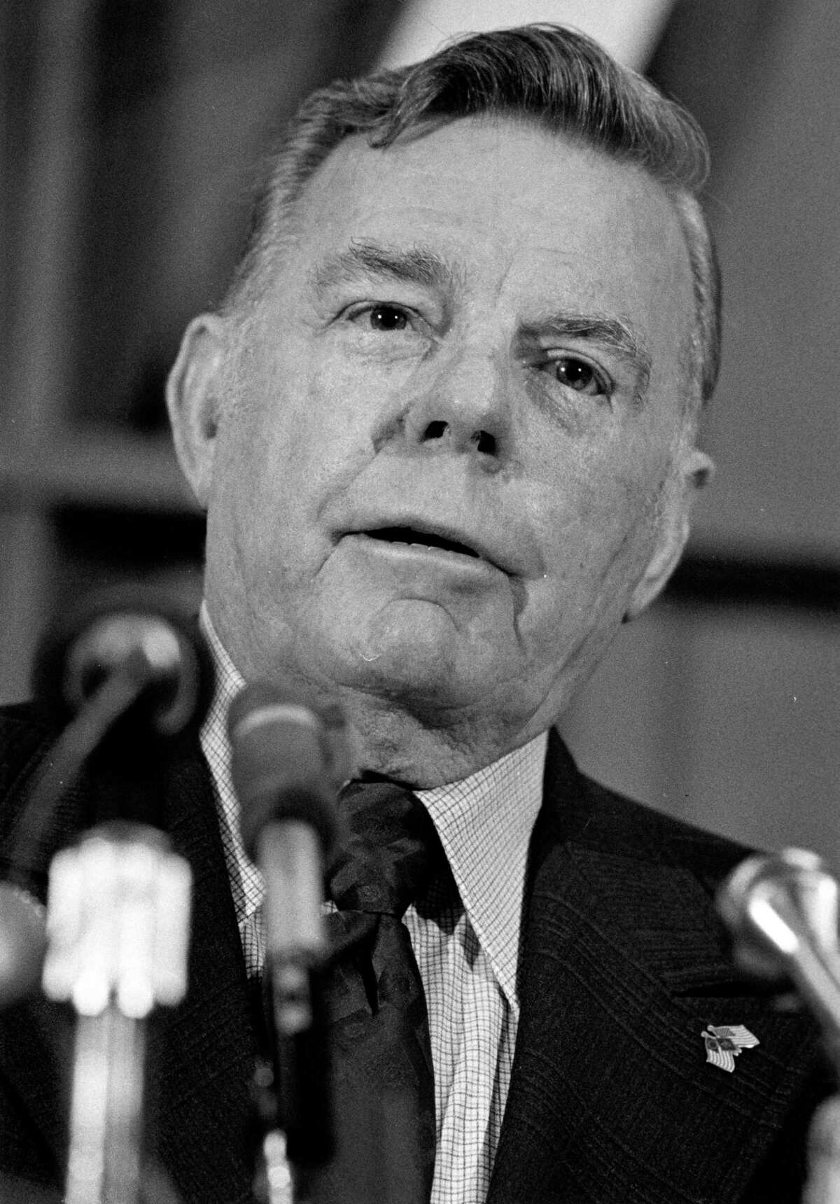 Fighting oil well fires propelled Red Adair to celebrity status