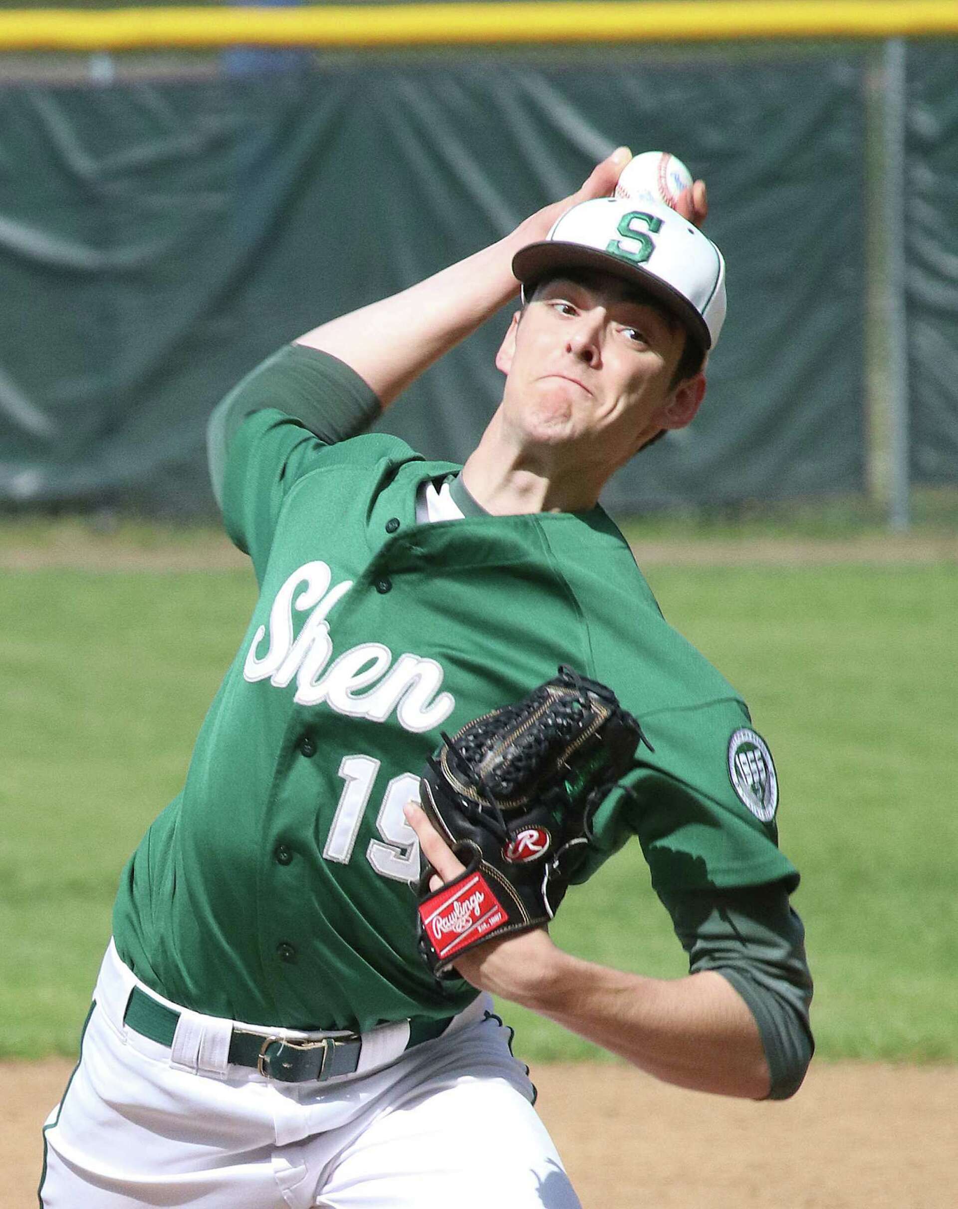 Shen's Ian Anderson shines in final high school start