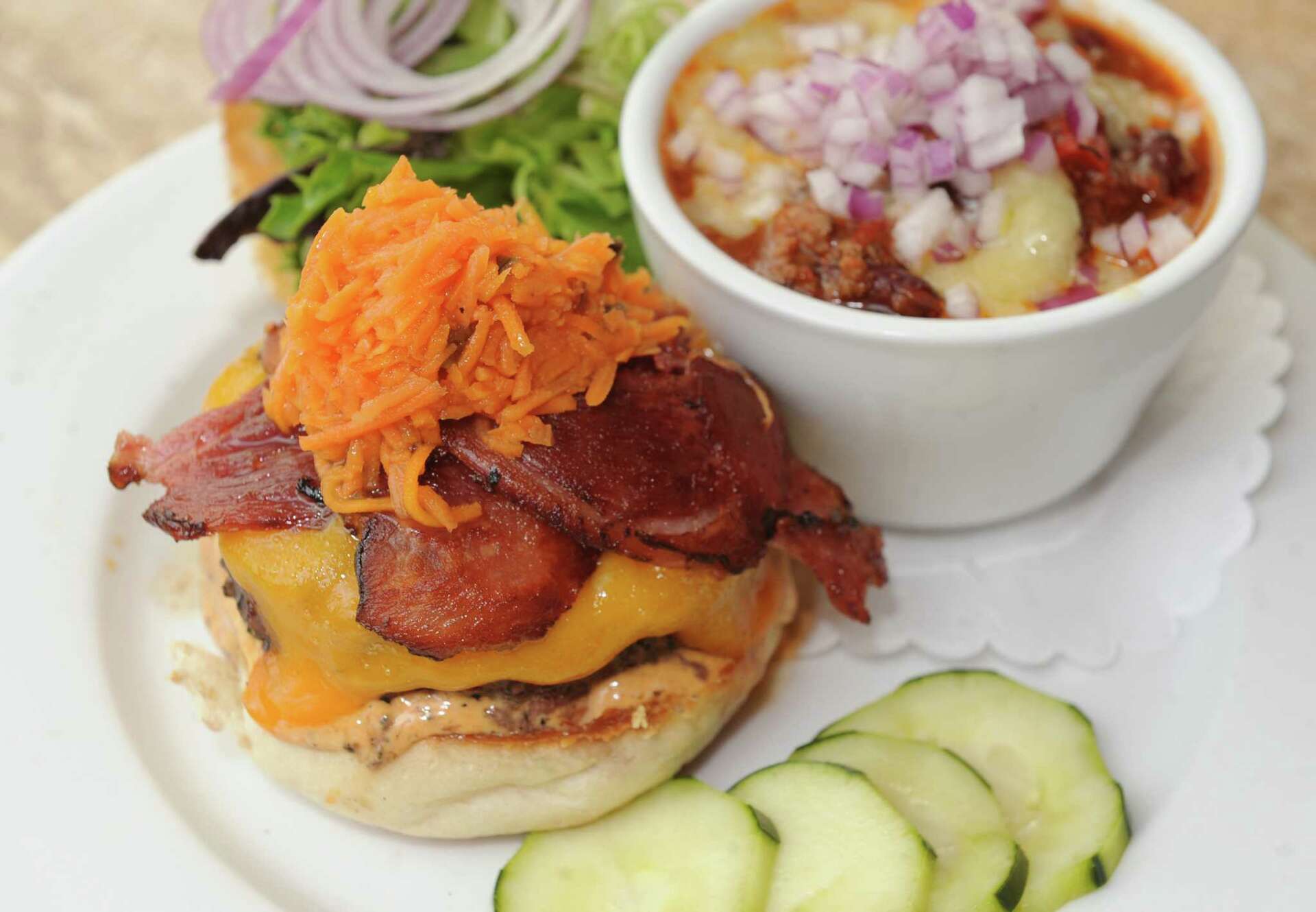 Early look: Dining review of Grazin' in Hudson