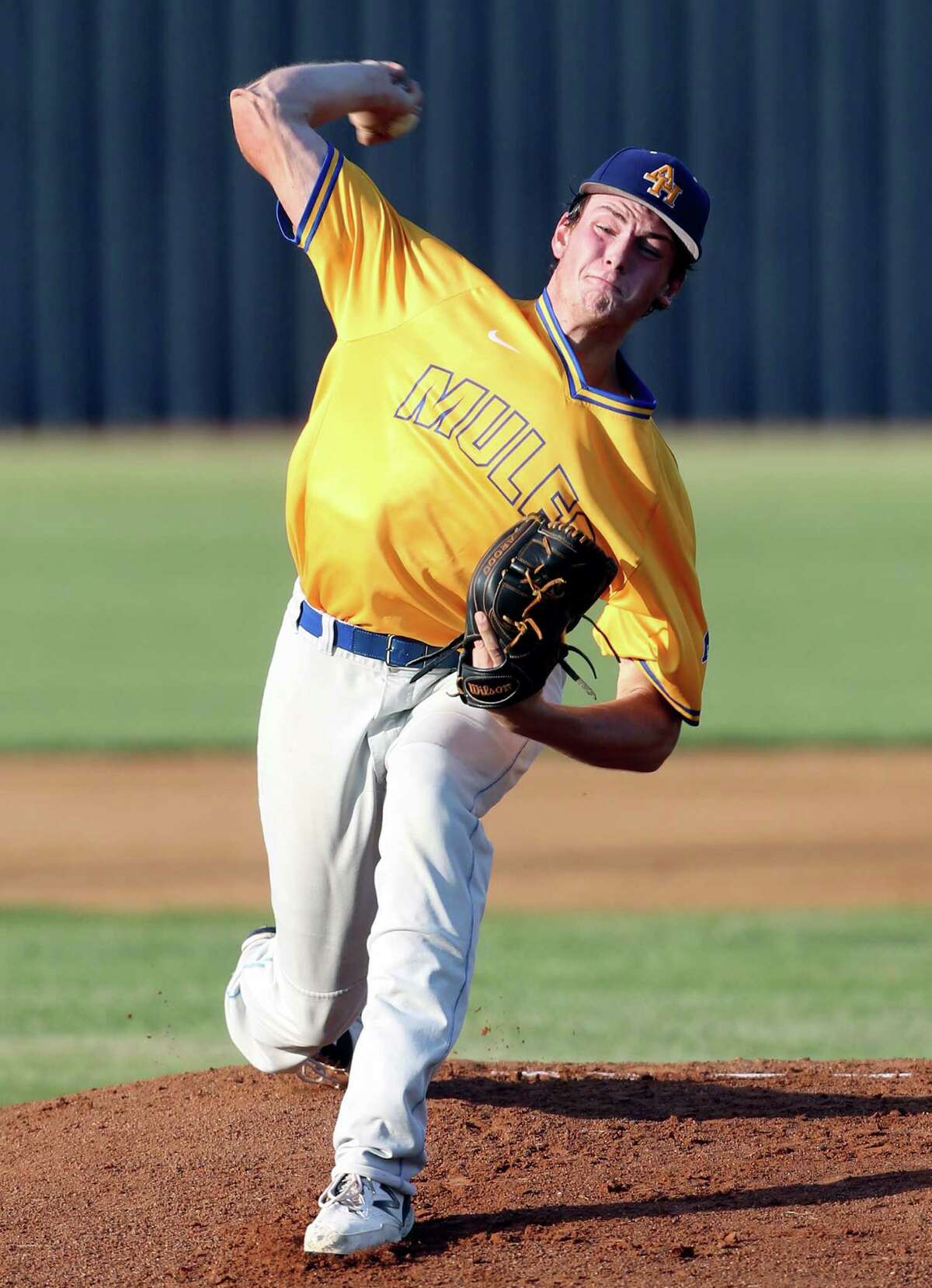 Astros' top pick Forrest Whitley makes his pro debut
