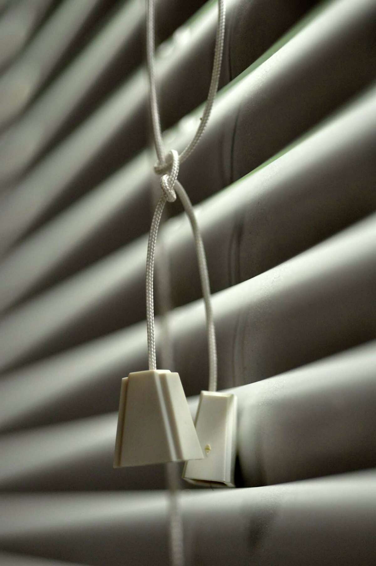 Some Companies Break Ranks to Halt Risk of Kids Dying from Window Cords