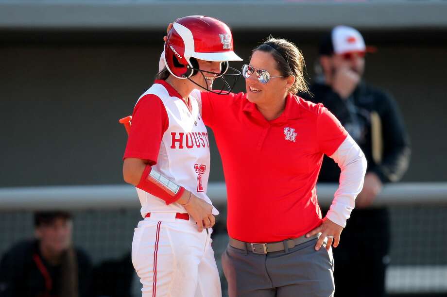 UH promotes Kristin Vesely to head softball coach - Houston Chronicle