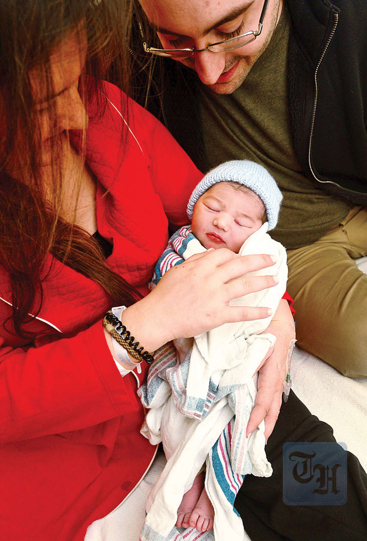 Norwalk couple cancels dinner plans, become proud parents of first 2016 ...