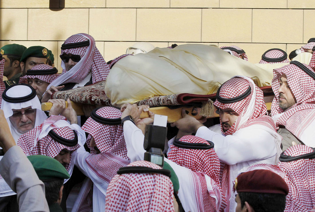 New generation enters line to Saudi throne as king mourned