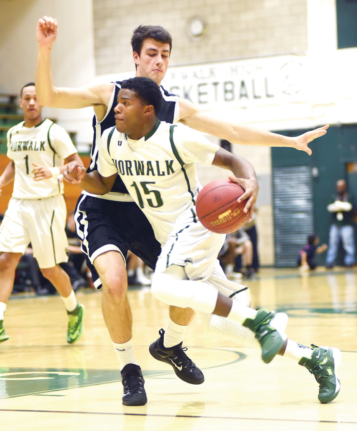 Boys Basketball: Moore lifts Trumbull over Norwalk