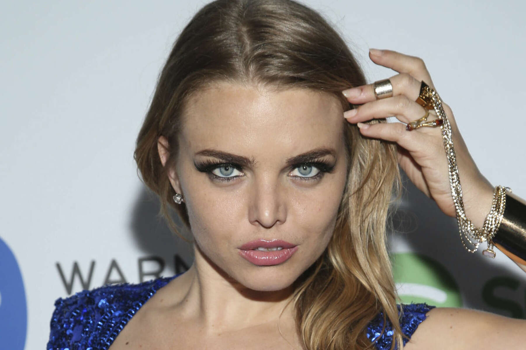 Kiersten Hall's Instagram, Twitter & Facebook on IDCrawl