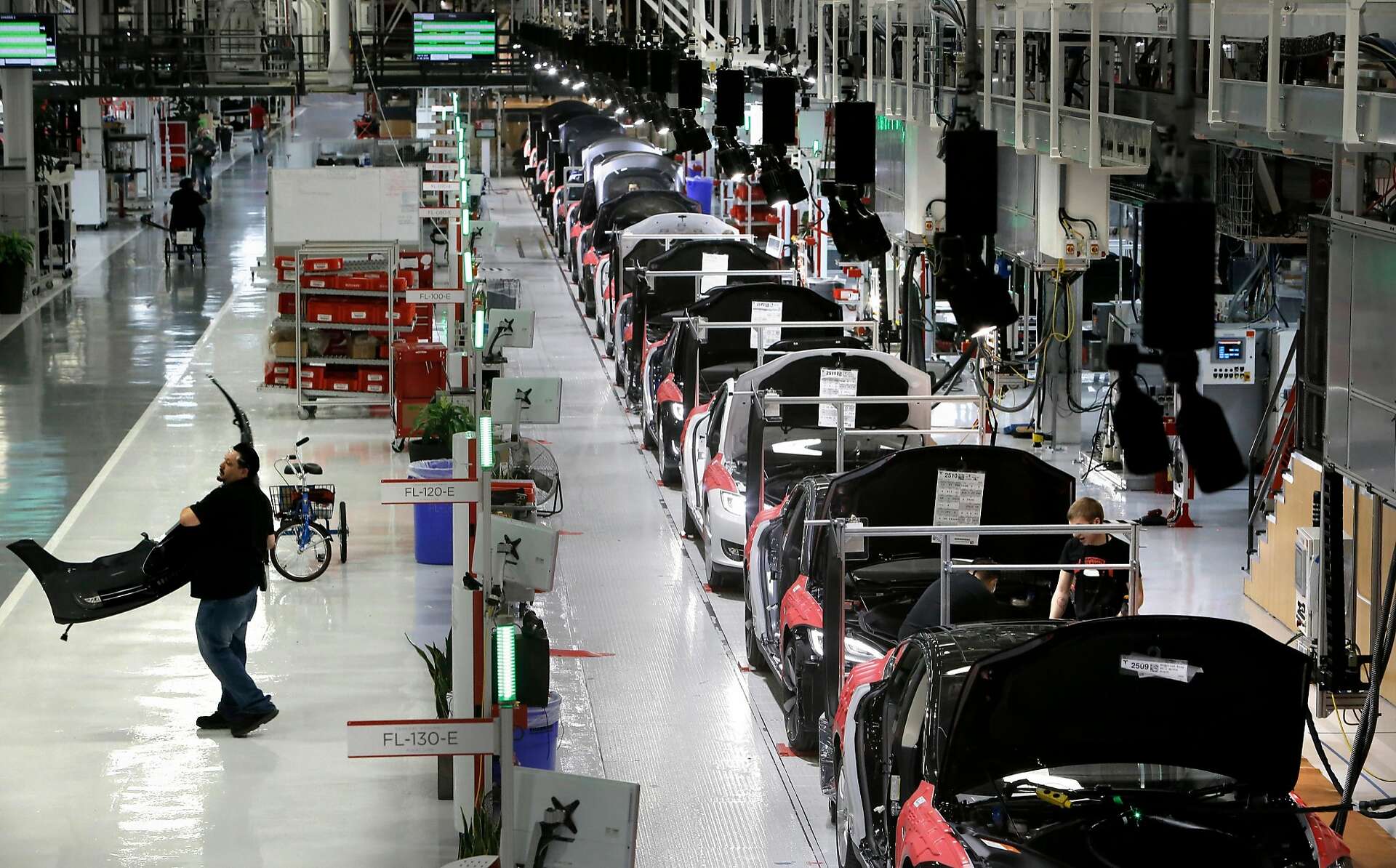 Tesla’s new long-range plan could double size of Fremont factory