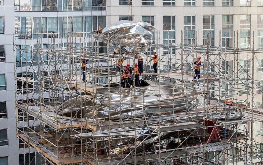 92-foot 'Venus,' now San Francisco's tallest statue, opens to the ...