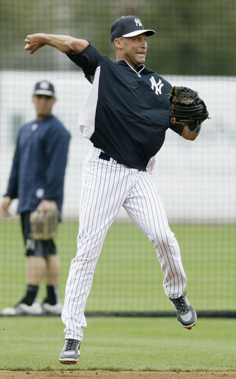 Jeter hits into DP in 1st at-bat of final season