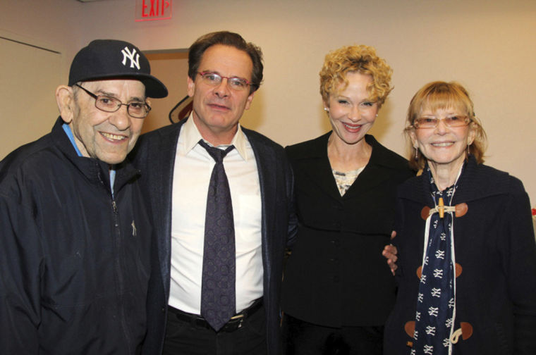 Wife of longtime Yankee Yogi Berra dies at 85