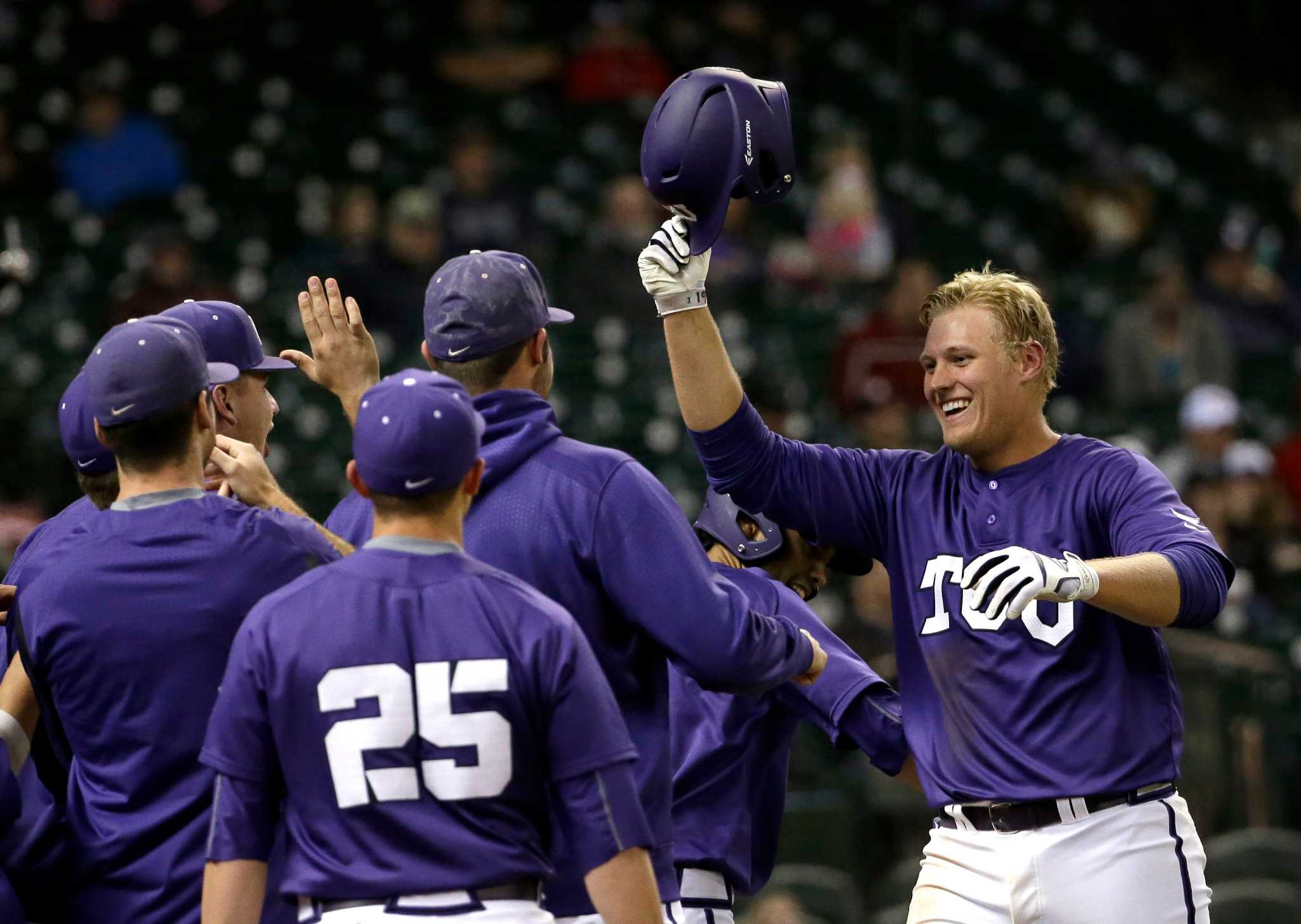 Luken Baker powers TCU past Texas A&M in super regional opener