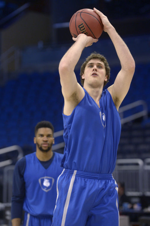 Rob Loe, Dwayne Evans