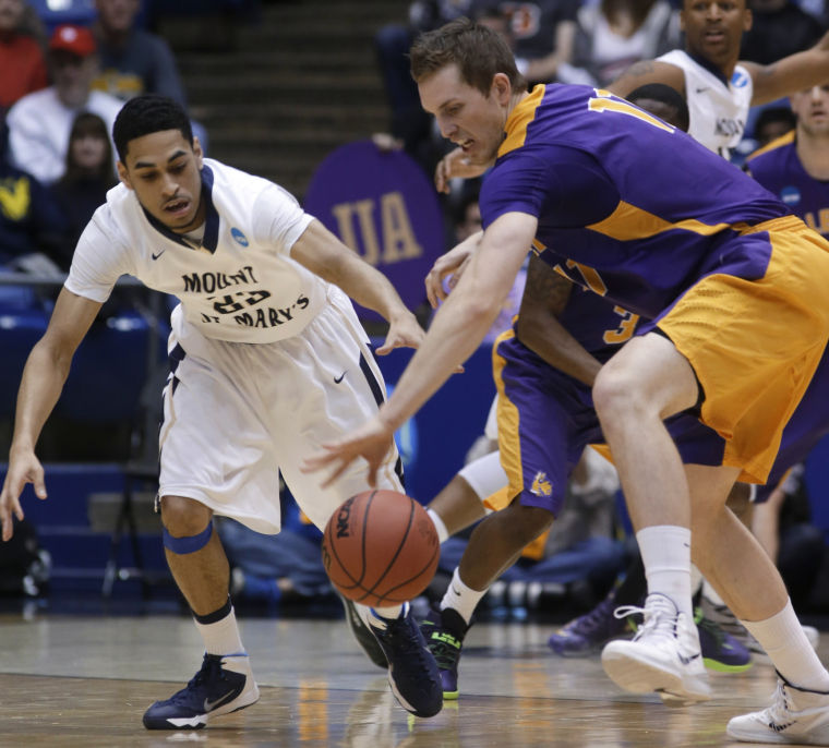 Luke Devlin, Julian Norfleet