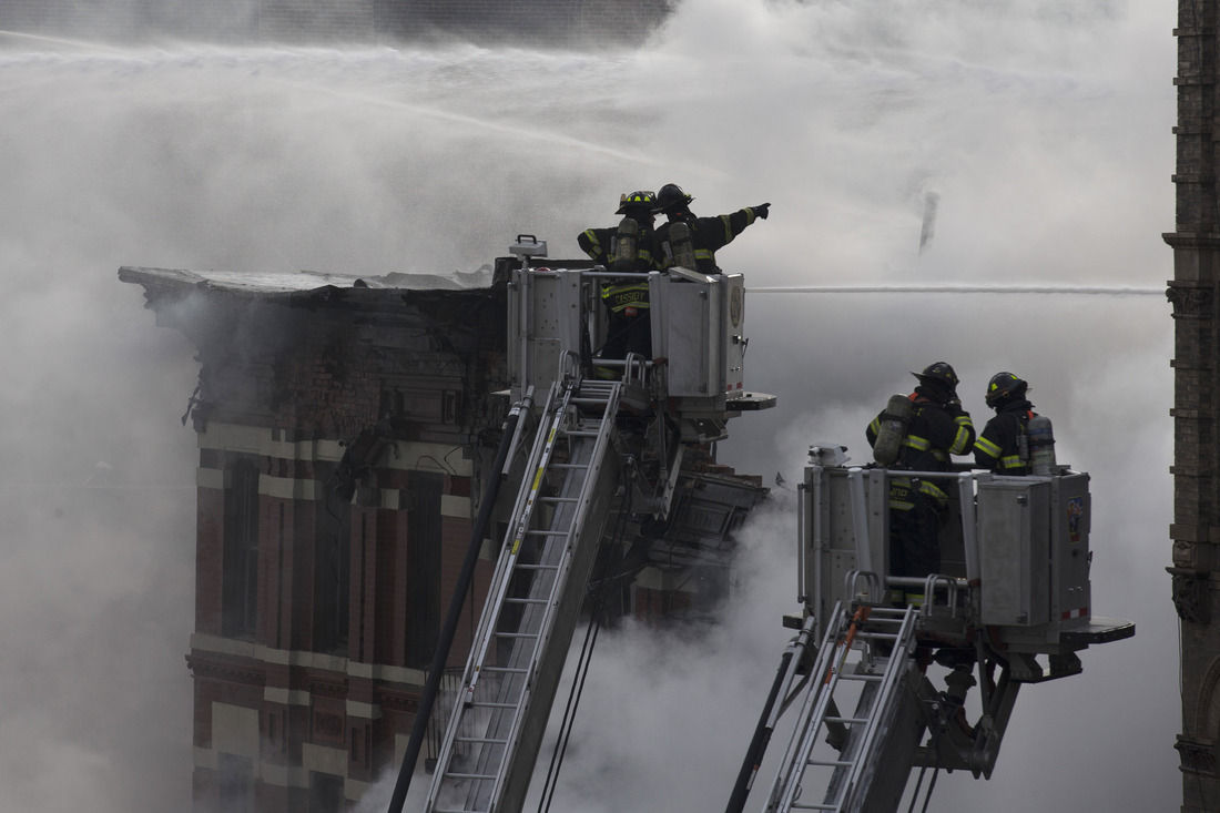 New York fire, building collapse injure 12; gas blast blamed