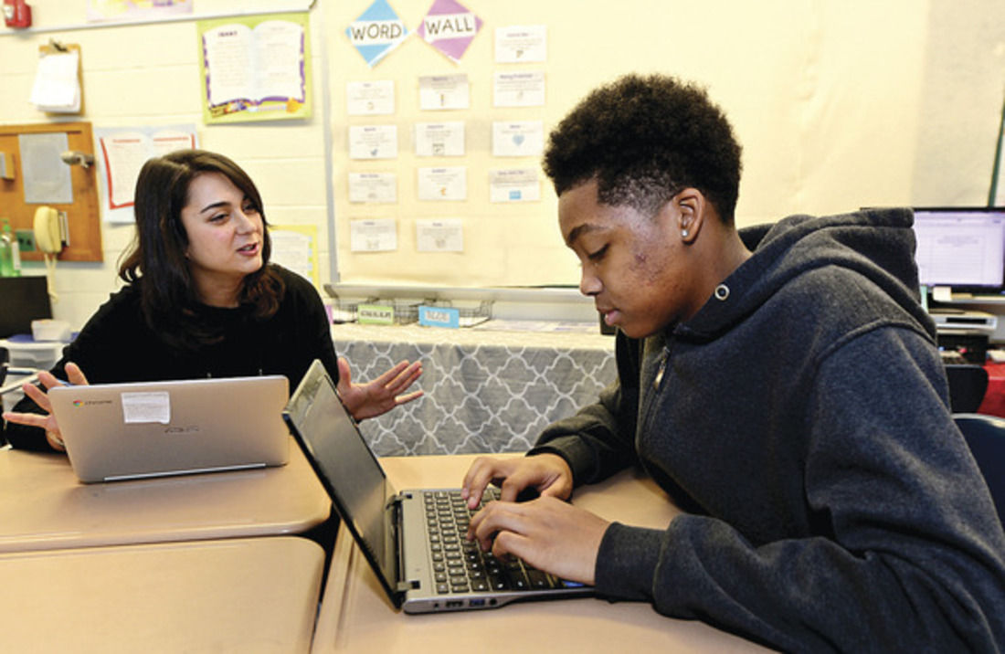 CHALK TALK: Reading and Writing in a Paperless Classroom