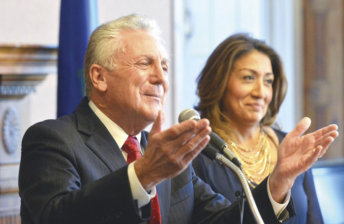 Malloy swears Rilling into 2nd term; Rilling vows to meet 'every ...