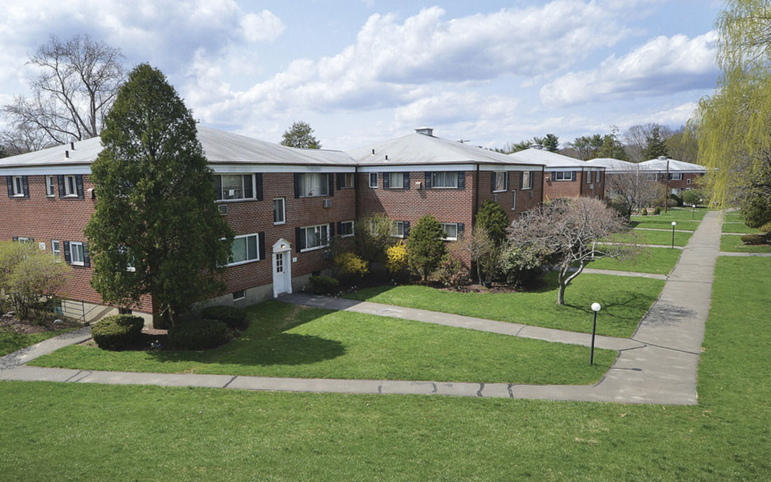 Residents split over proposed sale of Dreamy Hollow; new board told ...