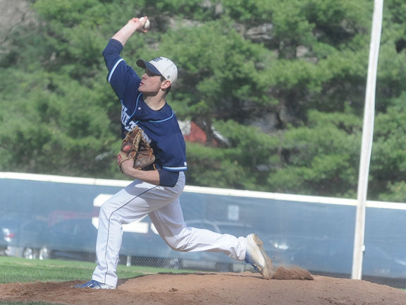 Baseball: Ward pitches Wilton past Stamford