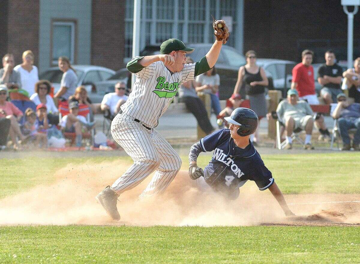 Wilton at Norwalk Baseball