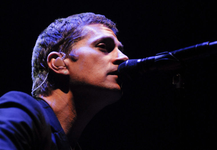 Getting to know Rob Thomas via an intimate performance at Mohegan Sun