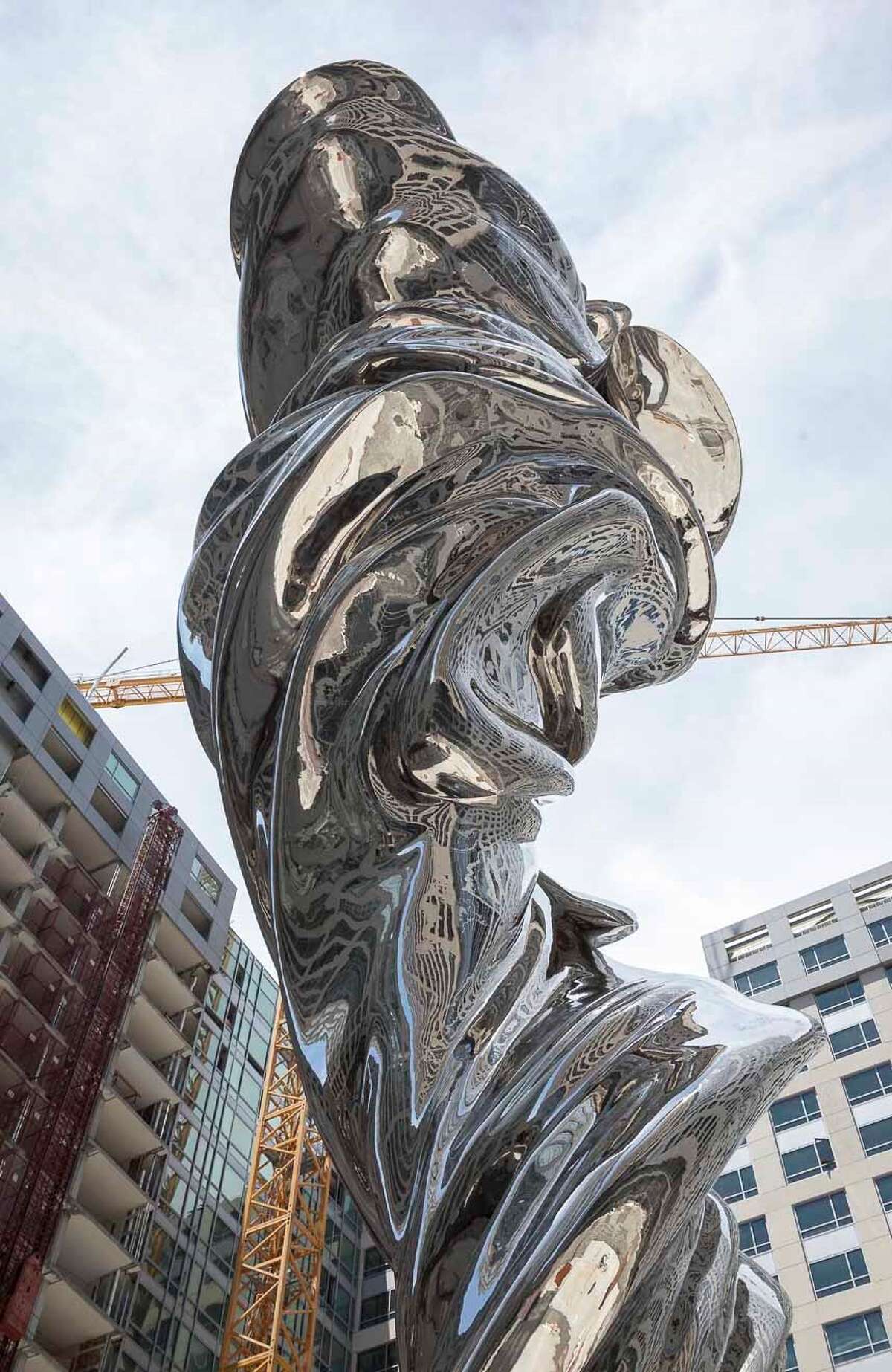 92-foot 'Venus,' now San Francisco's tallest statue, opens to the public
