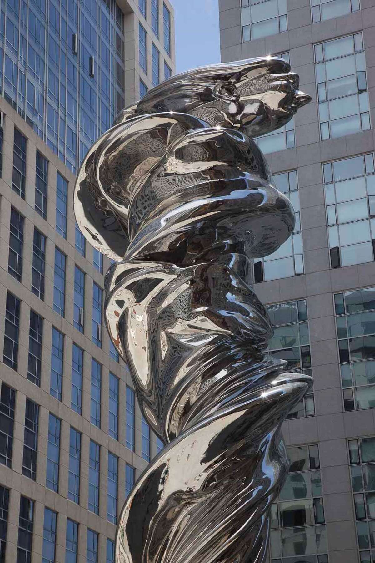 92-foot 'Venus,' now San Francisco's tallest statue, opens to the public