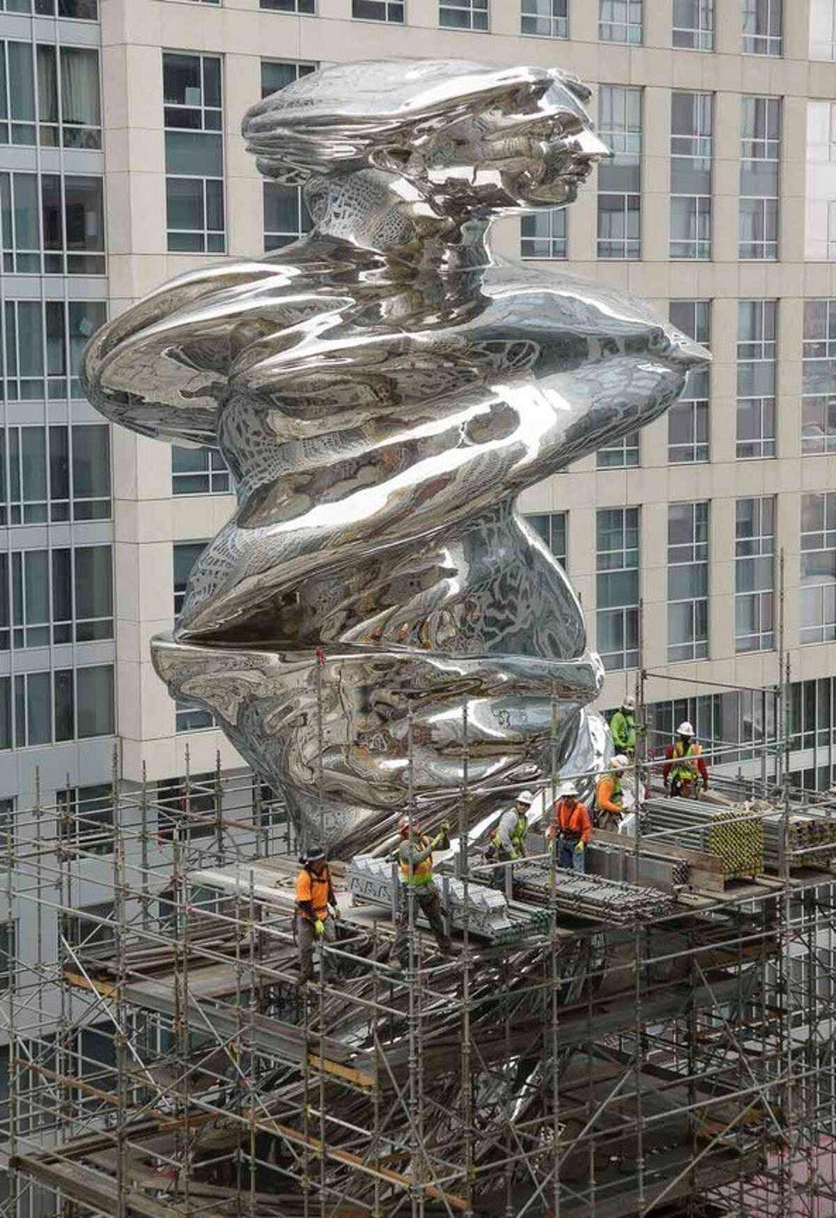 92-foot 'Venus,' now San Francisco's tallest statue, opens to the public