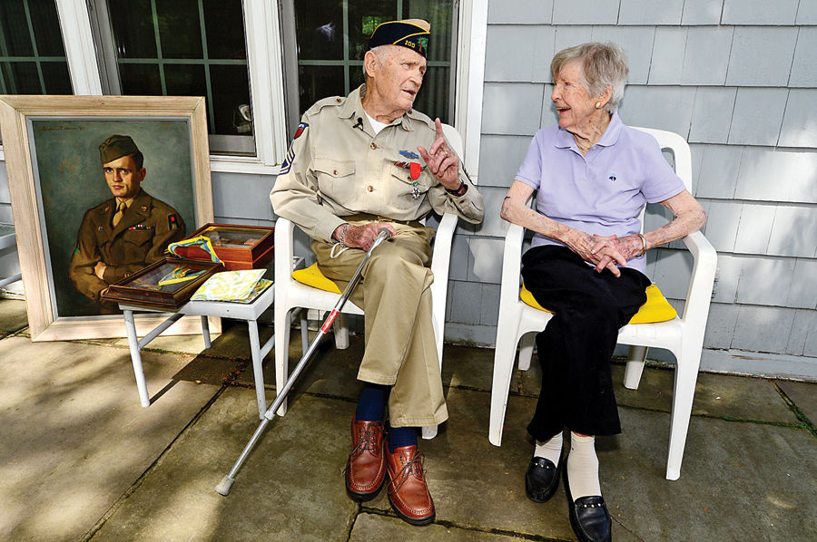 Westport resident Robert Loomis honored by French consul for his WWII ...
