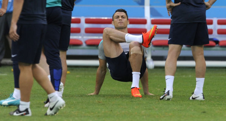 Cristiano Ronaldo declares himself ready to play