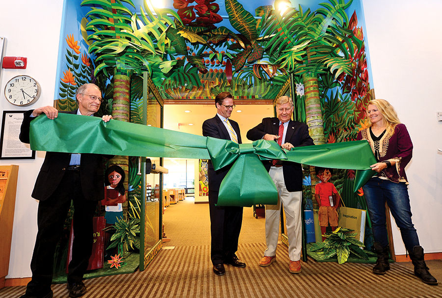 Wilton Library unveils new jungle entrance to the Children’s Library
