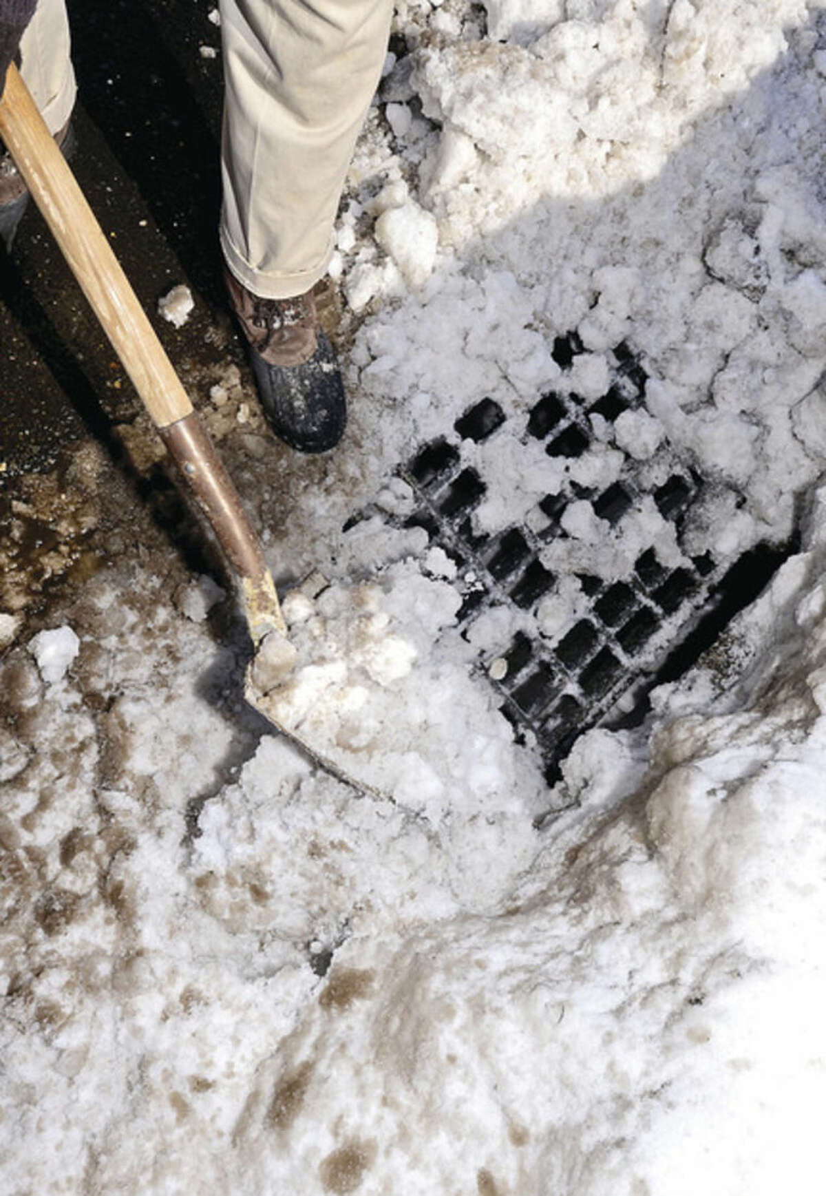 'Storm Drain Superstars' sought to clear ice, snow-clogged drains, basins