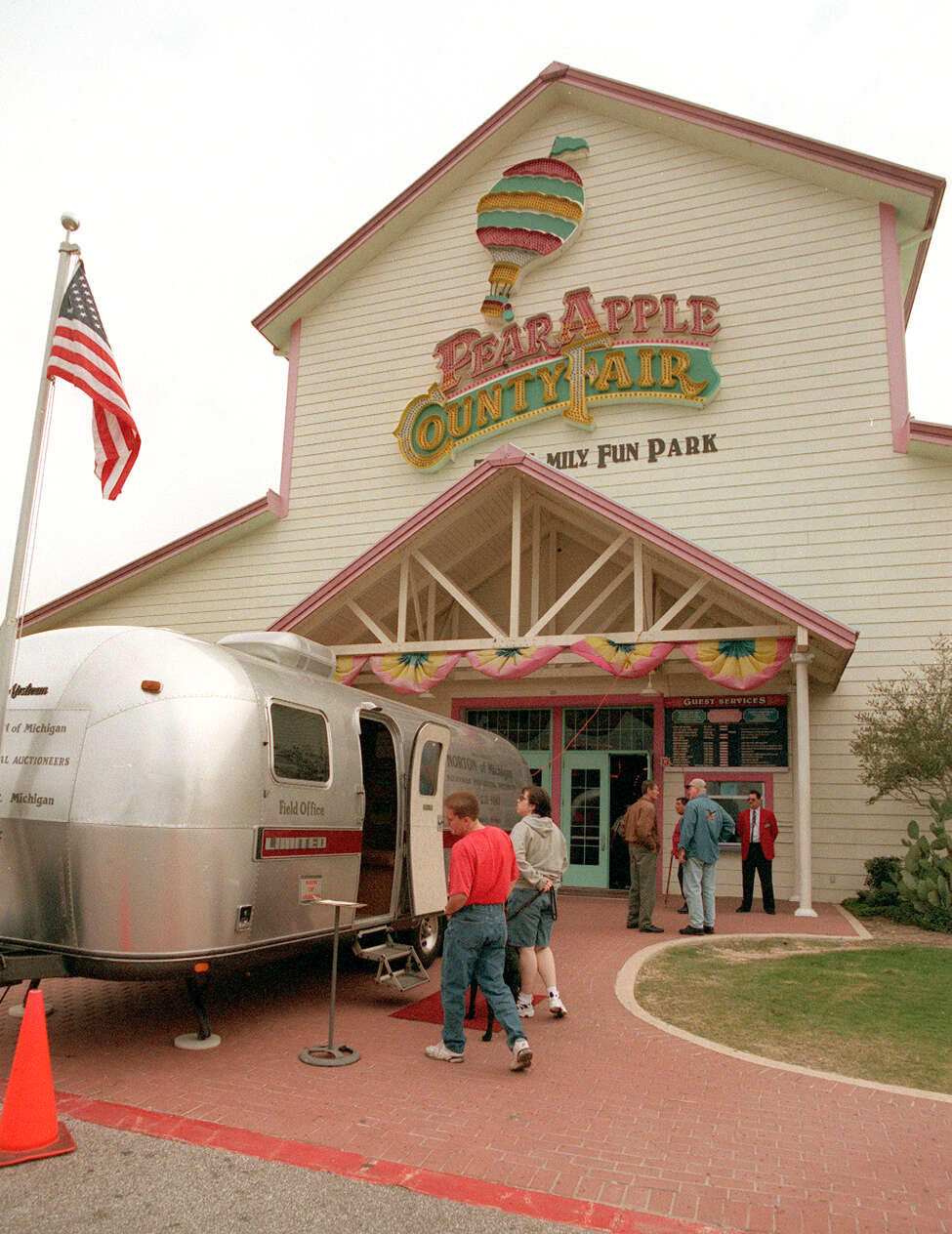 14 summer festivities today's San Antonio kids know nothing about