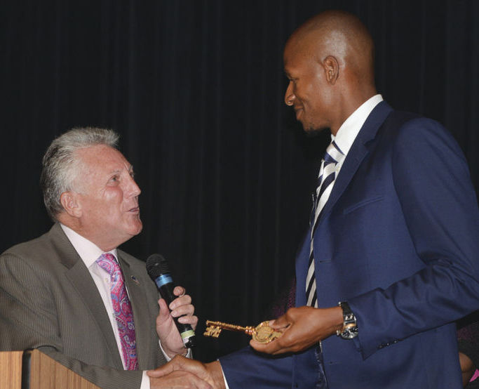 NBA All-Star donates technology lab to Ponus Ridge Middle School