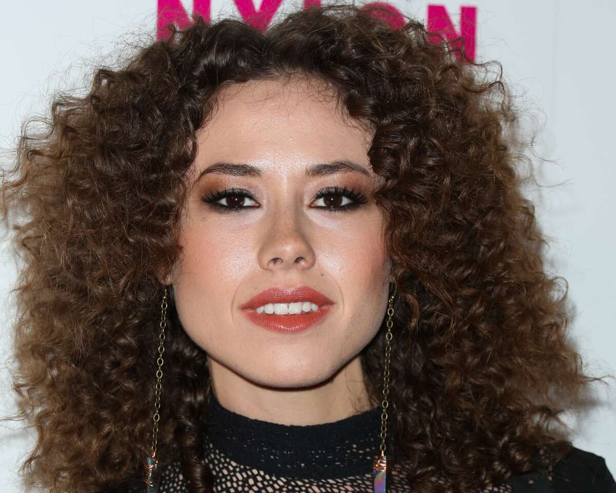 Texas school issues apology after 'Friday Night Lights' actress gives ...