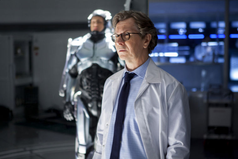 'Lego Movie' blocks 'RoboCop,' 'About Last Night'