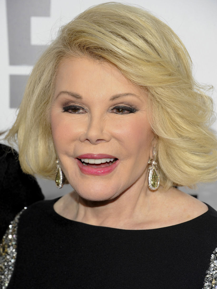 Family: Joan Rivers on life support