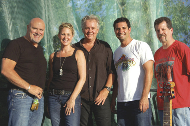 Band expands playlist, but clings to classic rock roots