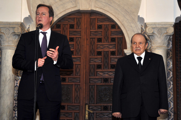 Cameron makes unexpected visit to Libya