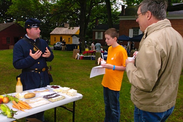 Spectators turn out for Civil War Food Challenge at Mill Hill Park