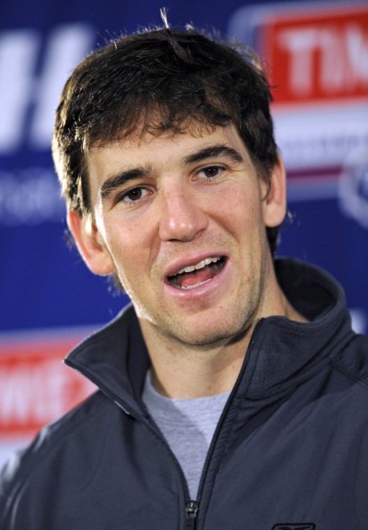 Giants' Manning returns to practice after 1-day bug