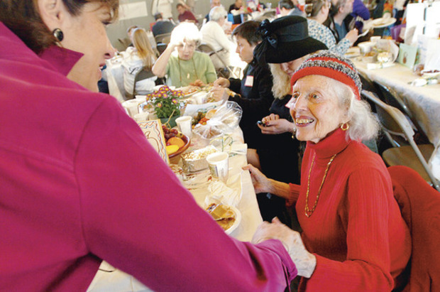 Saugatuck Congregational Church holds its Thanksgiving Feast post-fire