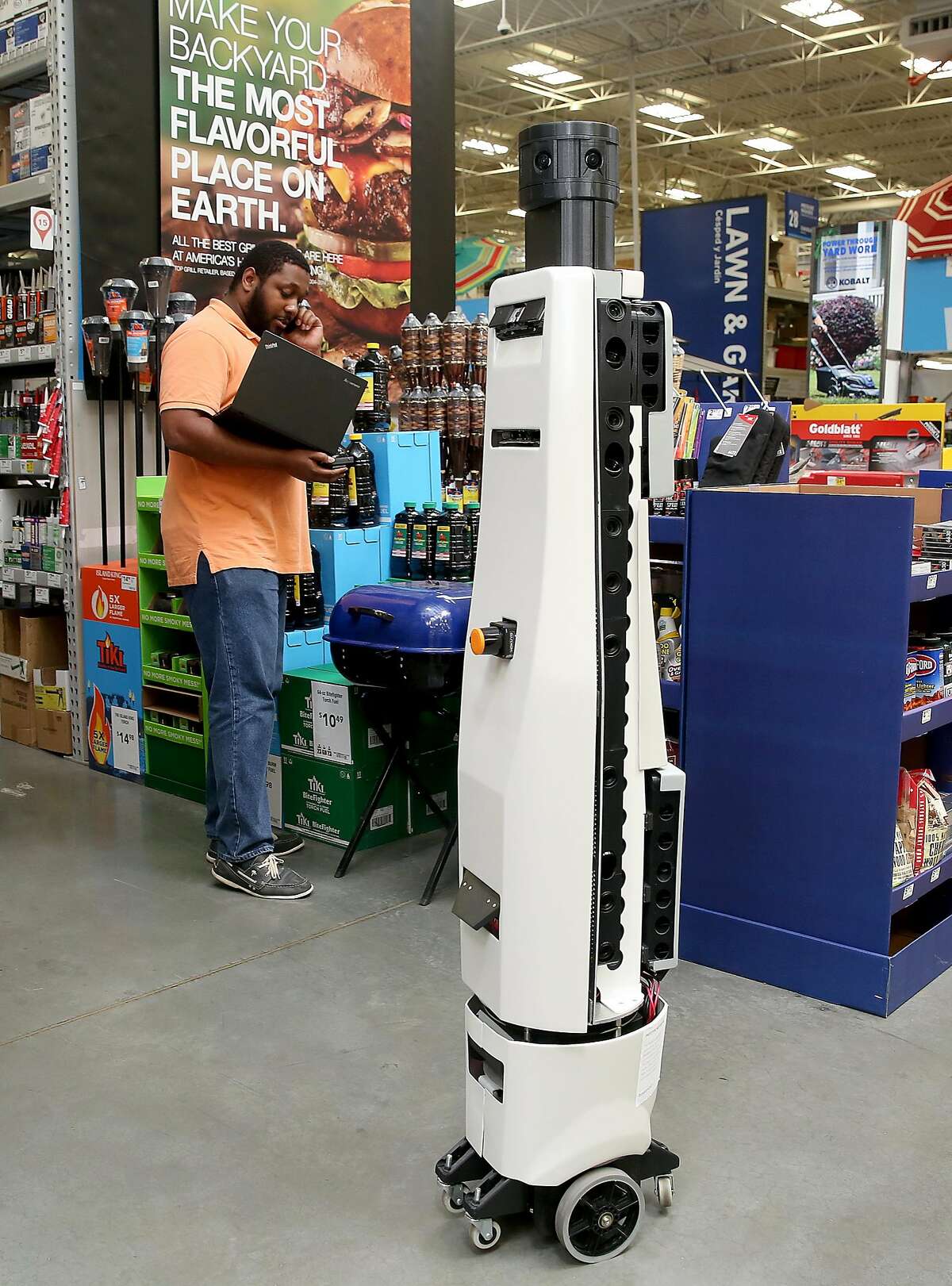 Robots greet Westfield mall shoppers in San Francisco, San Jose