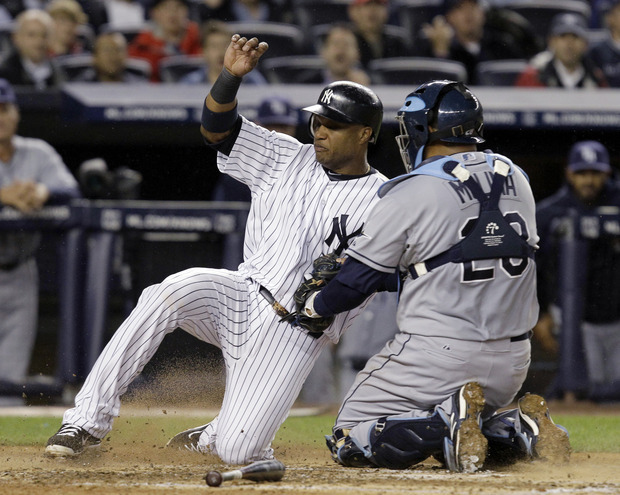 Robertson earns first save as Yankees top Rays