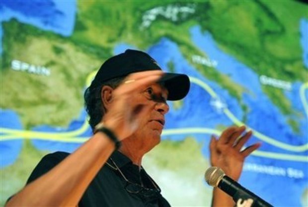 Titanic explorer details new deep-sea journey